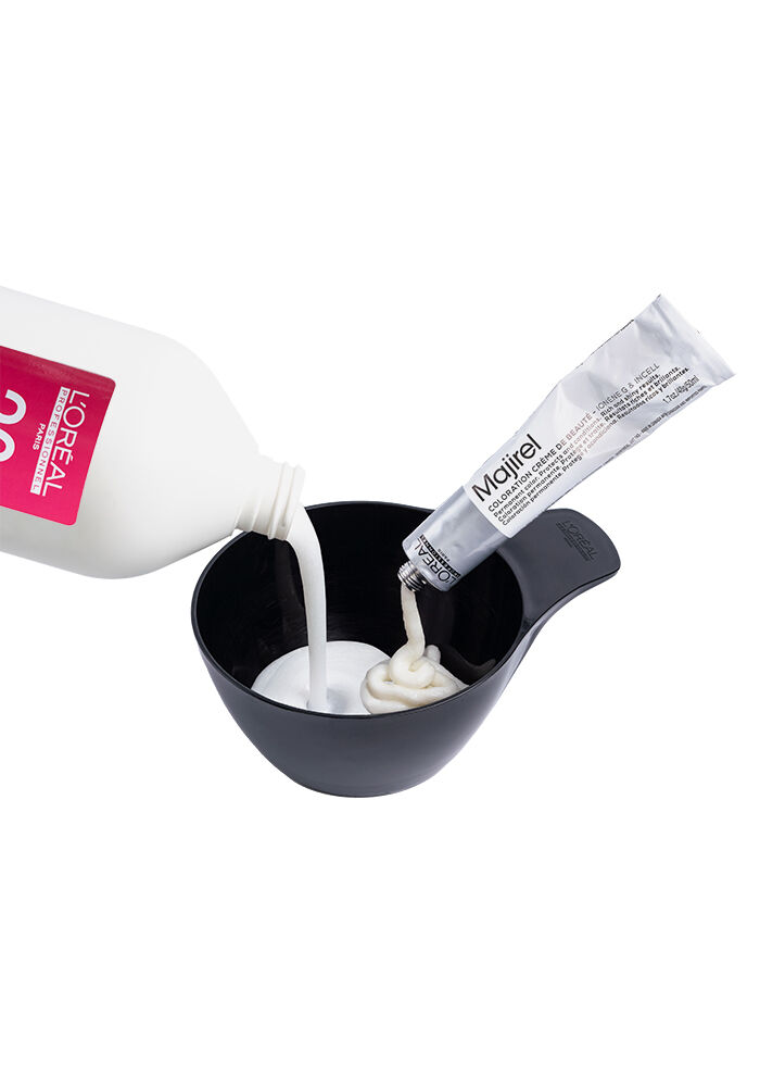 L'Oréal Professionnel Majirel Majicrème Developer 20-Volume | SalonCentric